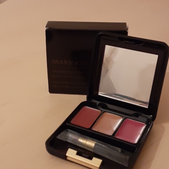 Mary Kay | Makeup | Mary Kay Lip Color Compact | Poshmark
